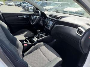 Balts Nissan Qashqai 2015 Telšiai, ar dzinēja tilpumu 1.46 L un nobraukumu 231 tūkst. km par 7700 €, foto 20 vietnē AUTOMOTO.COM.LV