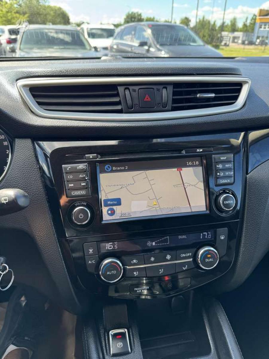 Balts Nissan Qashqai 2015 Telšiai, ar dzinēja tilpumu 1.46 L un nobraukumu 231 tūkst. km par 7700 €, foto 30 vietnē AUTOMOTO.COM.LV