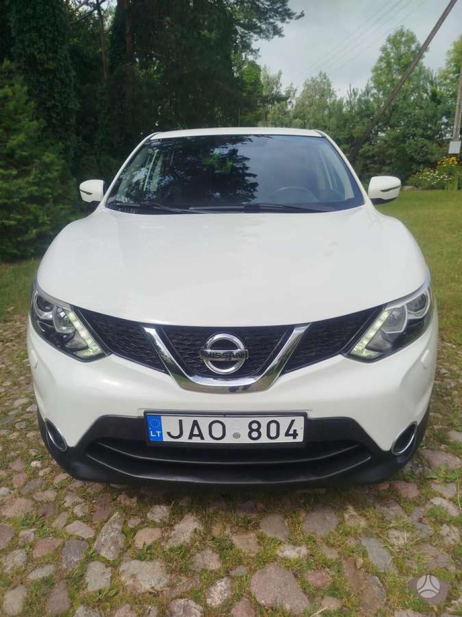 Balts Nissan Qashqai 2015 Prienai, ar dzinēja tilpumu 1.60 L un nobraukumu 164 tūkst. km par 7700 €, foto 4 vietnē AUTOMOTO.COM.LV