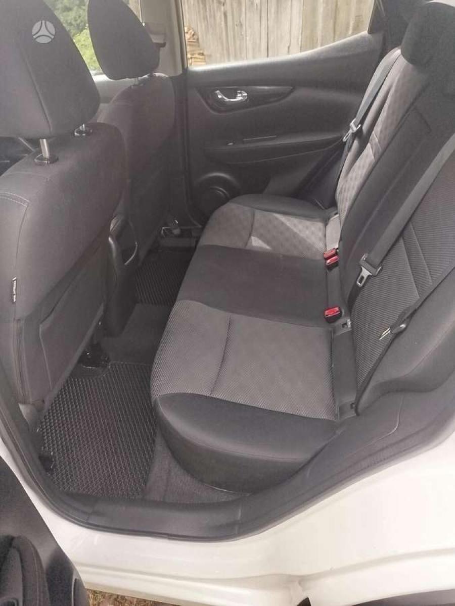 Balts Nissan Qashqai 2015 Prienai, ar dzinēja tilpumu 1.60 L un nobraukumu 164 tūkst. km par 7700 €, foto 10 vietnē AUTOMOTO.COM.LV