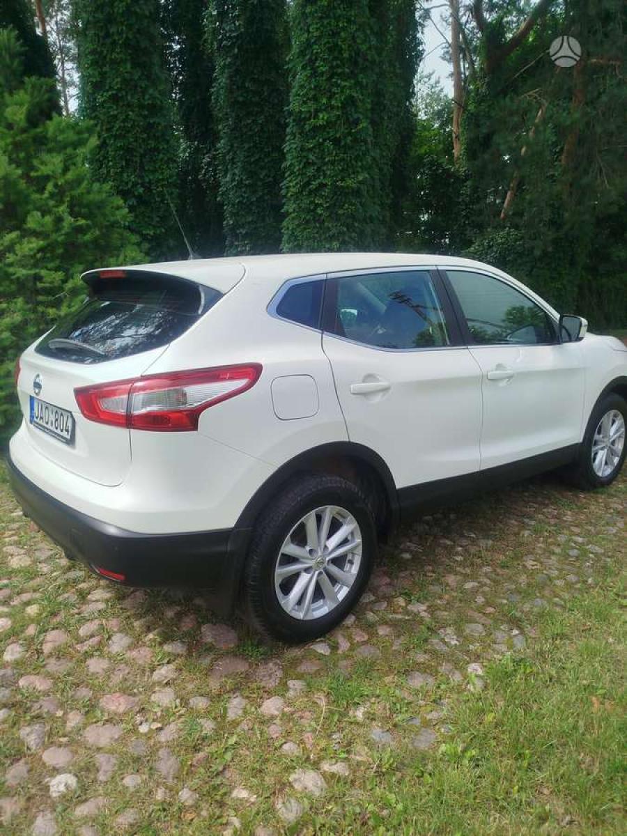 Balts Nissan Qashqai 2015 Prienai, ar dzinēja tilpumu 1.60 L un nobraukumu 164 tūkst. km par 7700 €, foto 14 vietnē AUTOMOTO.COM.LV