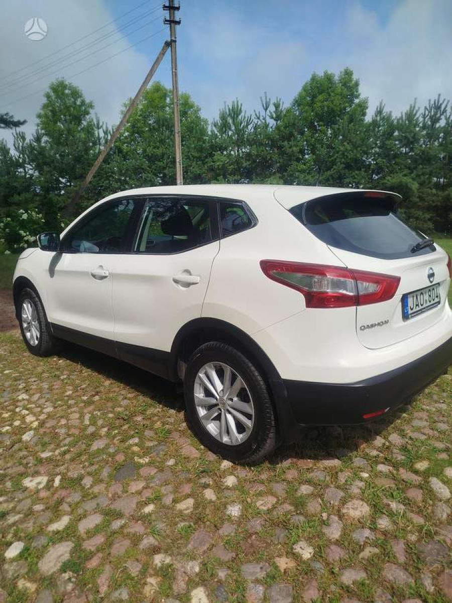 Balts Nissan Qashqai 2015 Prienai, ar dzinēja tilpumu 1.60 L un nobraukumu 164 tūkst. km par 7700 €, foto 15 vietnē AUTOMOTO.COM.LV