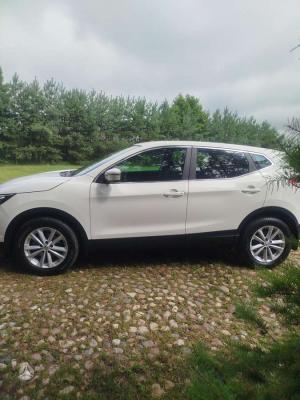 Balts Nissan Qashqai 2015 Prienai, ar dzinēja tilpumu 1.60 L un nobraukumu 164 tūkst. km par 7700 €, foto 17 vietnē AUTOMOTO.COM.LV