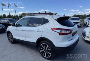 Balts Nissan Qashqai 2015 Telšiai, ar dzinēja tilpumu 1.50 L un nobraukumu 231 tūkst. km par 7690 €, foto 7 vietnē AUTOMOTO.COM.LV