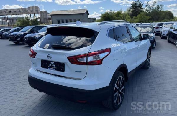 Balts Nissan Qashqai 2015 Telšiai, ar dzinēja tilpumu 1.50 L un nobraukumu 231 tūkst. km par 7690 €, foto 10 vietnē AUTOMOTO.COM.LV