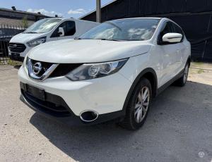 White Nissan Qashqai 2015 in Siauliai, with an engine capacity of 1.20 L and mileage of 108 thousand km for 4900 €, photo  on AUTOMOTO.COM.LV