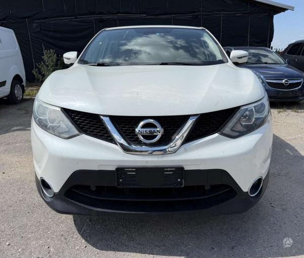 Balts Nissan Qashqai 2015 Šauļi, ar dzinēja tilpumu 1.20 L un nobraukumu 108 tūkst. km par 4900 €, foto 2 vietnē AUTOMOTO.COM.LV