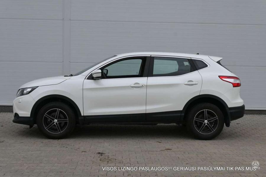 White Nissan Qashqai 2015 in Kretinga, with an engine capacity of 1.20 L and mileage of 138 thousand km for 7350 €, photo 12 on AUTOMOTO.COM.LV