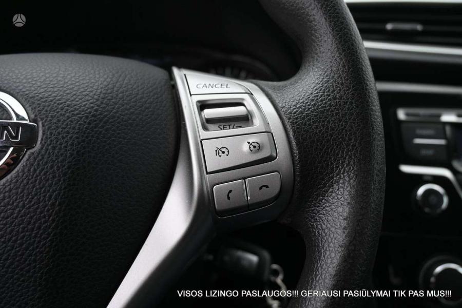 White Nissan Qashqai 2015 in Kretinga, with an engine capacity of 1.20 L and mileage of 138 thousand km for 7350 €, photo 34 on AUTOMOTO.COM.LV