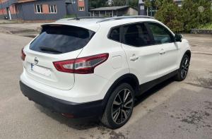 Balts Nissan Qashqai 2015 Tauragė, ar dzinēja tilpumu 1.60 L un nobraukumu 147 tūkst. km par 8400 €, foto 3 vietnē AUTOMOTO.COM.LV