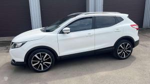 Balts Nissan Qashqai 2015 Tauragė, ar dzinēja tilpumu 1.60 L un nobraukumu 147 tūkst. km par 8400 €, foto 5 vietnē AUTOMOTO.COM.LV