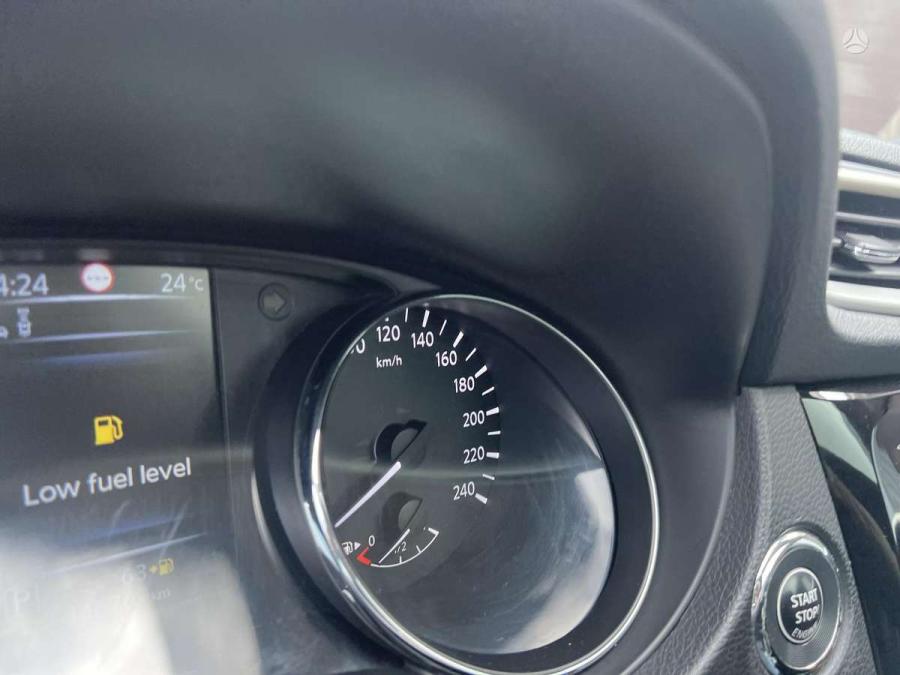 Balts Nissan Qashqai 2015 Tauragė, ar dzinēja tilpumu 1.60 L un nobraukumu 147 tūkst. km par 8400 €, foto 12 vietnē AUTOMOTO.COM.LV