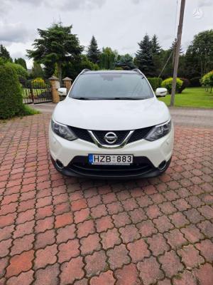 White Nissan Qashqai 2015 in Vilnius, with an engine capacity of 1.20 L and mileage of 194 thousand km for 7300 €, photo 6 on AUTOMOTO.COM.LV