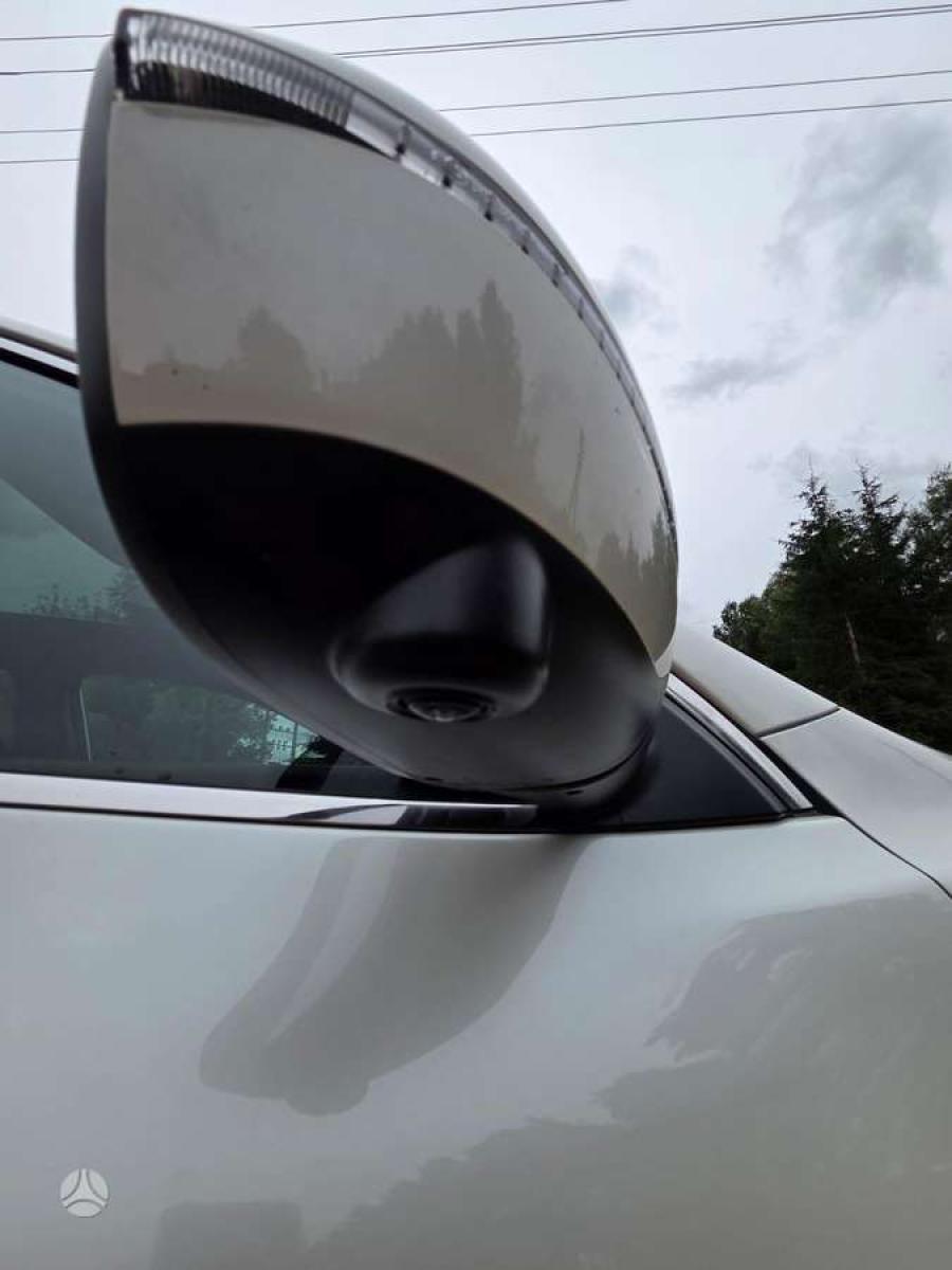 White Nissan Qashqai 2015 in Vilnius, with an engine capacity of 1.20 L and mileage of 194 thousand km for 7300 €, photo 16 on AUTOMOTO.COM.LV