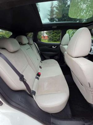 White Nissan Qashqai 2015 in Vilnius, with an engine capacity of 1.20 L and mileage of 194 thousand km for 7300 €, photo 17 on AUTOMOTO.COM.LV