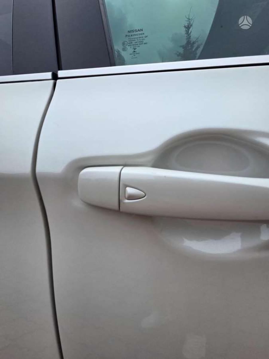 White Nissan Qashqai 2015 in Vilnius, with an engine capacity of 1.20 L and mileage of 194 thousand km for 7300 €, photo 19 on AUTOMOTO.COM.LV