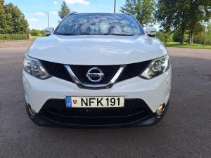 Белый Ниссан Кашкай 2015 в Кельме, объемом двигателя 1.60 л и пробегом 210 тыс. км за 6200 €, фото 3 на AUTOMOTO.COM.LV