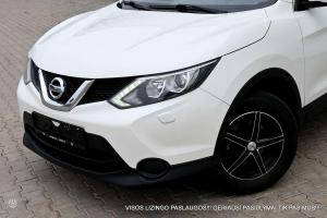 Balts Nissan Qashqai 2015 Kretinga, ar dzinēja tilpumu 1.20 L un nobraukumu 138 tūkst. km par 7350 €, foto 5 vietnē AUTOMOTO.COM.LV