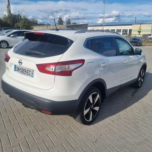 Balts Nissan Qashqai 2015 Tauragė, ar dzinēja tilpumu 1.60 L un nobraukumu 190 tūkst. km par 7250 €, foto 4 vietnē AUTOMOTO.COM.LV