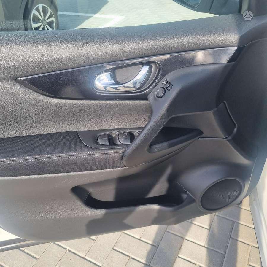 Balts Nissan Qashqai 2015 Tauragė, ar dzinēja tilpumu 1.60 L un nobraukumu 190 tūkst. km par 7250 €, foto 9 vietnē AUTOMOTO.COM.LV