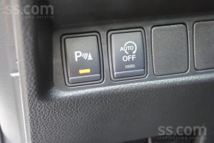 White Nissan Qashqai 2015 in Riga, with an engine capacity of 1.60 L and mileage of 246 thousand km for 7990 €, photo 16 on AUTOMOTO.COM.LV