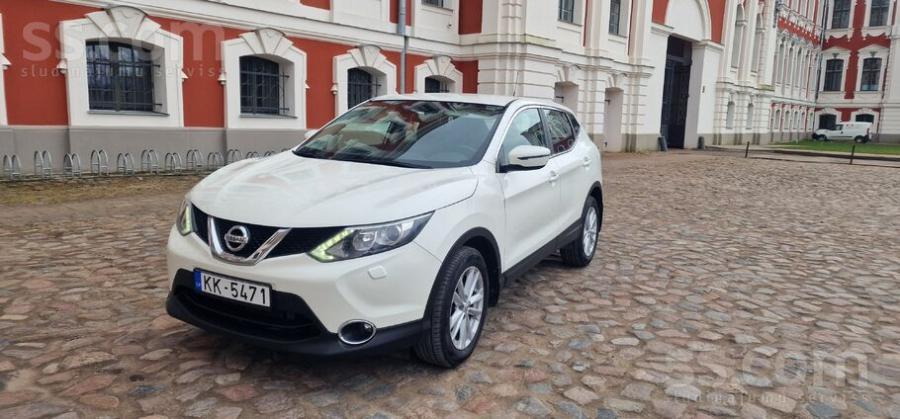 White Nissan Qashqai 2016 in Riga, with an engine capacity of 1.60 L and mileage of 84 thousand km for 13500 €, photo 2 on AUTOMOTO.COM.LV