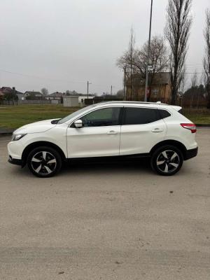 Balts Nissan Qashqai 2016 Tauragė, ar dzinēja tilpumu 1.20 L un nobraukumu 125 tūkst. km par 7400 €, foto 2 vietnē AUTOMOTO.COM.LV