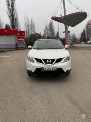 Balts Nissan Qashqai 2016 Tauragė, ar dzinēja tilpumu 1.20 L un nobraukumu 125 tūkst. km par 7400 €, foto 8 vietnē AUTOMOTO.COM.LV