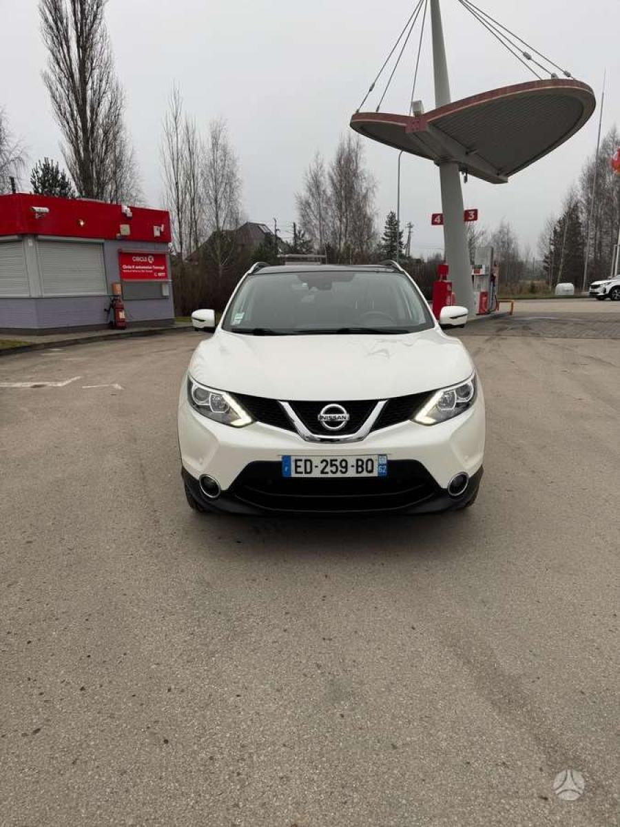 Balts Nissan Qashqai 2016 Tauragė, ar dzinēja tilpumu 1.20 L un nobraukumu 125 tūkst. km par 7400 €, foto 8 vietnē AUTOMOTO.COM.LV