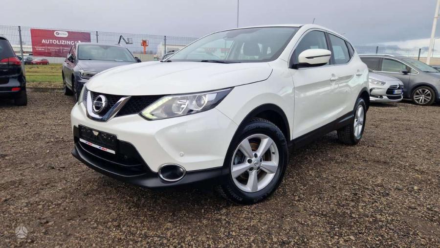 White Nissan Qashqai 2016 in Marijampole, with an engine capacity of 1.46 L and mileage of 124 thousand km for 10490 €, photo 4 on AUTOMOTO.COM.LV