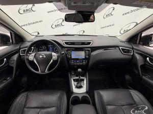 White Nissan Qashqai 2016 in Vilnius, with an engine capacity of 1.60 L and mileage of 180 thousand km for 10500 €, photo 4 on AUTOMOTO.COM.LV