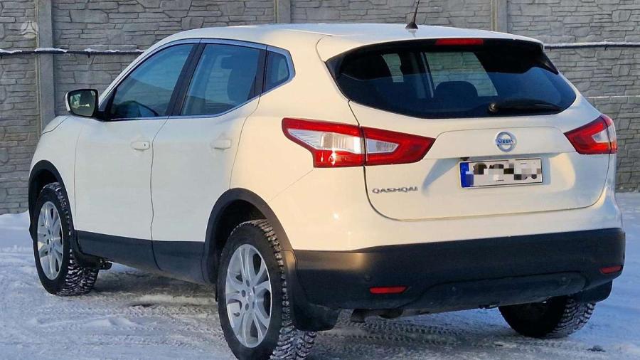 Balts Nissan Qashqai 2016 Tauragė, ar dzinēja tilpumu 1.20 L un nobraukumu 140 tūkst. km par 6999 €, foto 6 vietnē AUTOMOTO.COM.LV