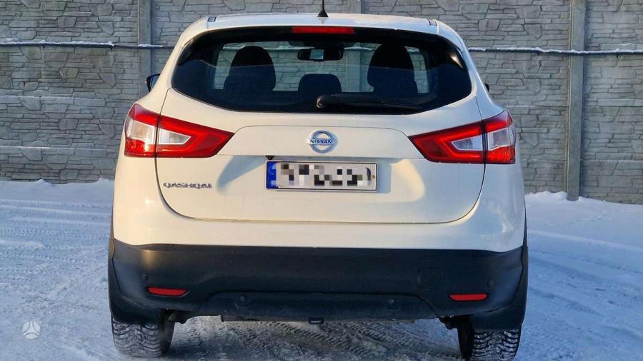 Balts Nissan Qashqai 2016 Tauragė, ar dzinēja tilpumu 1.20 L un nobraukumu 140 tūkst. km par 6999 €, foto 8 vietnē AUTOMOTO.COM.LV
