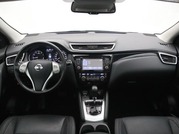 White Nissan Qashqai 2016 in Vilnius, with an engine capacity of 1.20 L and mileage of 175 thousand km for 10999 €, photo 2 on AUTOMOTO.COM.LV