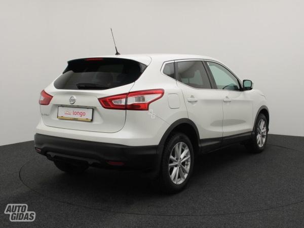 White Nissan Qashqai 2016 in Vilnius, with an engine capacity of 1.20 L and mileage of 169 thousand km for 9399 €, photo 8 on AUTOMOTO.COM.LV