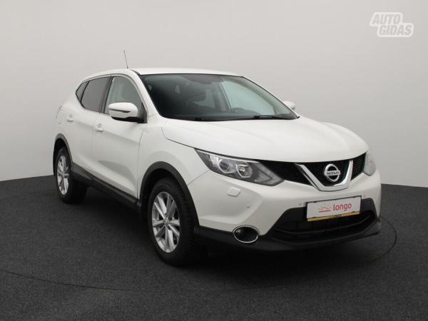 White Nissan Qashqai 2016 in Vilnius, with an engine capacity of 1.20 L and mileage of 169 thousand km for 9399 €, photo 10 on AUTOMOTO.COM.LV