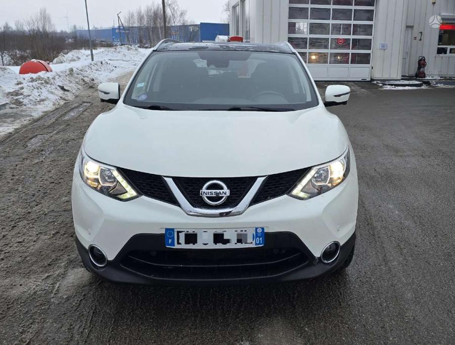 Balts Nissan Qashqai 2016 Tauragė, ar dzinēja tilpumu 1.20 L un nobraukumu 101 tūkst. km par 8100 €, foto 2 vietnē AUTOMOTO.COM.LV