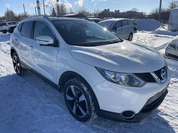 Balts Nissan Qashqai 2016 Panevēža, ar dzinēja tilpumu 1.46 L un nobraukumu 220 tūkst. km par 8500 €, foto 3 vietnē AUTOMOTO.COM.LV