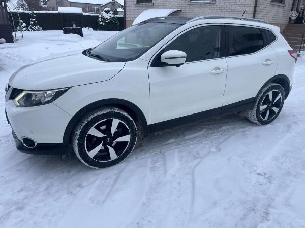 Balts Nissan Qashqai 2016 Jurbarkas, ar dzinēja tilpumu 1.60 L un nobraukumu 194 tūkst. km par 8300 €, foto 1 vietnē AUTOMOTO.COM.LV