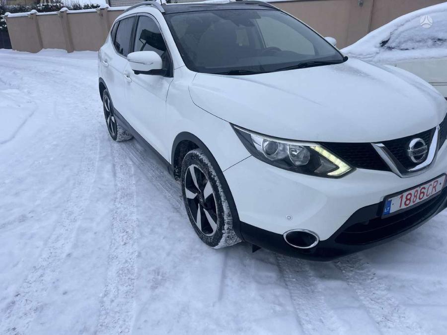 Balts Nissan Qashqai 2016 Jurbarkas, ar dzinēja tilpumu 1.60 L un nobraukumu 194 tūkst. km par 8300 €, foto 7 vietnē AUTOMOTO.COM.LV