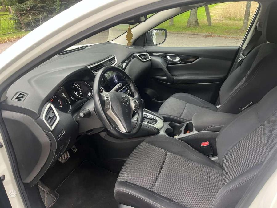 Balts Nissan Qashqai 2016 Jurbarkas, ar dzinēja tilpumu 1.60 L un nobraukumu 194 tūkst. km par 8300 €, foto 10 vietnē AUTOMOTO.COM.LV