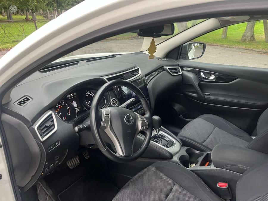 Balts Nissan Qashqai 2016 Jurbarkas, ar dzinēja tilpumu 1.60 L un nobraukumu 194 tūkst. km par 8300 €, foto 14 vietnē AUTOMOTO.COM.LV