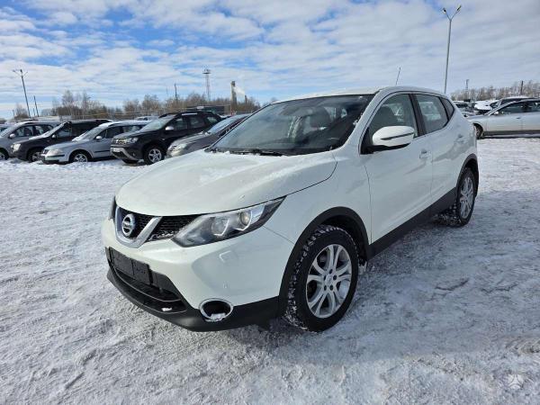 White Nissan Qashqai 2016 in Marijampole, with an engine capacity of 1.46 L and mileage of 243 thousand km for 7450 €, photo 1 on AUTOMOTO.COM.LV