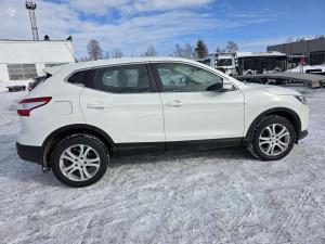 Balts Nissan Qashqai 2016 Marijampole, ar dzinēja tilpumu 1.46 L un nobraukumu 243 tūkst. km par 7450 €, foto 12 vietnē AUTOMOTO.COM.LV