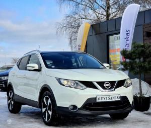 White Nissan Qashqai 2016 in Taurage, with an engine capacity of 1.20 L and mileage of 101 thousand km for 7950 €, photo 4 on AUTOMOTO.COM.LV