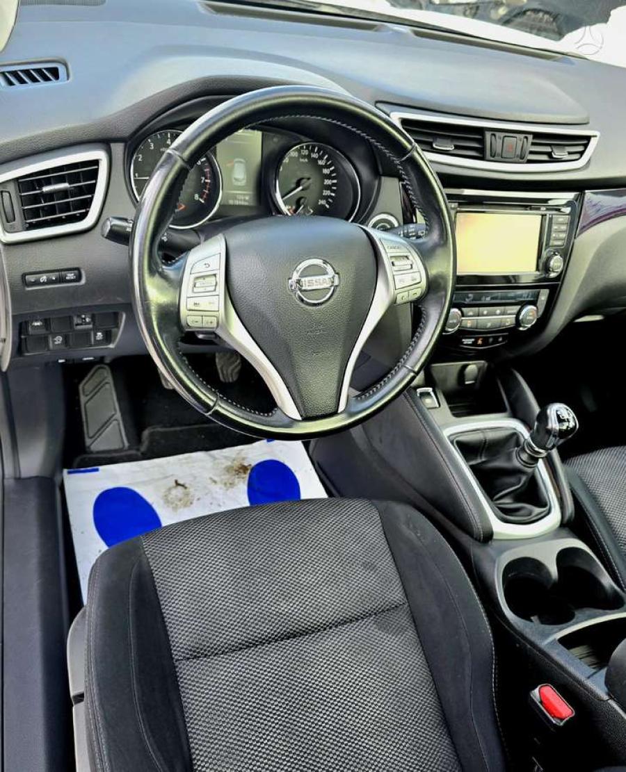 White Nissan Qashqai 2016 in Taurage, with an engine capacity of 1.20 L and mileage of 101 thousand km for 7950 €, photo 20 on AUTOMOTO.COM.LV
