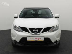 White Nissan Qashqai 2016 in Vilnius, with an engine capacity of 1.20 L and mileage of 64 thousand km for 12899 €, photo 3 on AUTOMOTO.COM.LV