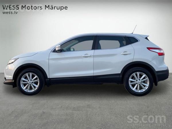 Balts Nissan Qashqai 2016 Rīga, ar dzinēja tilpumu 1.60 L un nobraukumu 101 tūkst. km par 11990 €, foto 3 vietnē AUTOMOTO.COM.LV