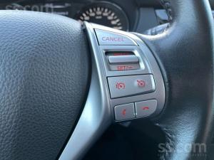 White Nissan Qashqai 2016 in Riga, with an engine capacity of 1.60 L and mileage of 101 thousand km for 11990 €, photo 23 on AUTOMOTO.COM.LV