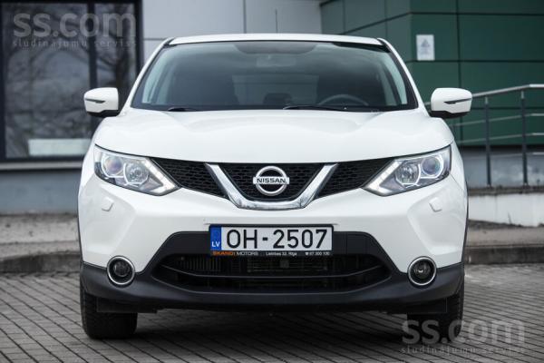 Balts Nissan Qashqai 2016 Tukums, ar dzinēja tilpumu 1.20 L un nobraukumu 133 tūkst. km par 10500 €, foto 2 vietnē AUTOMOTO.COM.LV